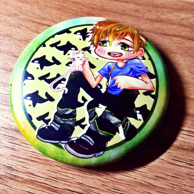 Free!! Future Fish Badges, Hobbies & Toys, Memorabilia & Collectibles ...