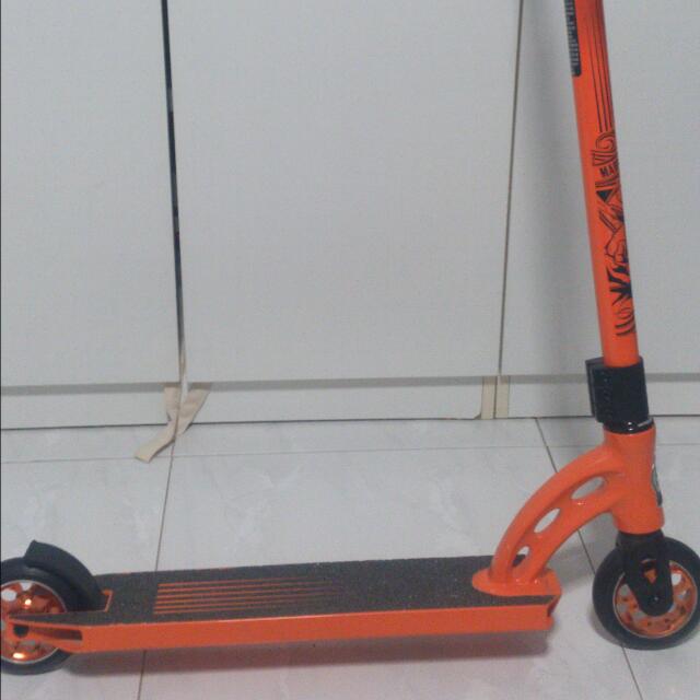 MGP VX4 Team Edition(Orange), Men's Fashion, Activewear on Carousell