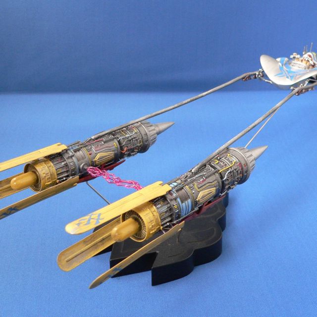 Anakin's Podracer 1:32 Model Kit with Plus Pack - Skill 2 - Star Wars ...