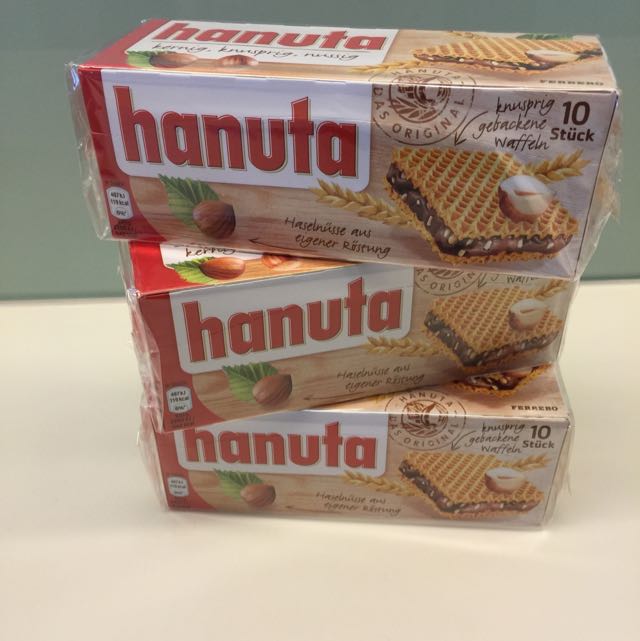 Ferrero Hanuta Wafer Chocolate-220g, Everything Else on Carousell