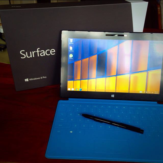 Microsoft Surface Pro 128GB, Computers & Tech, Parts & Accessories, Cables & Adaptors on Carousell