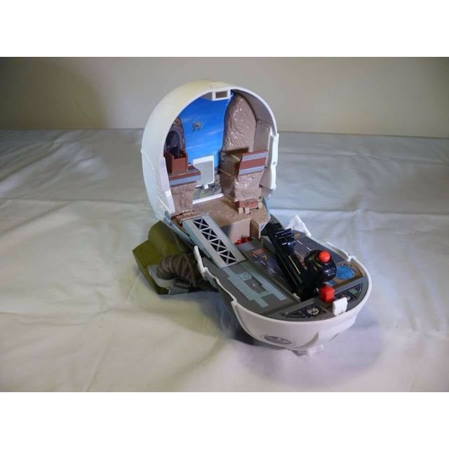 Micro Machines Military Top Gun Pilot Transforming Playset (Fighter jet ...