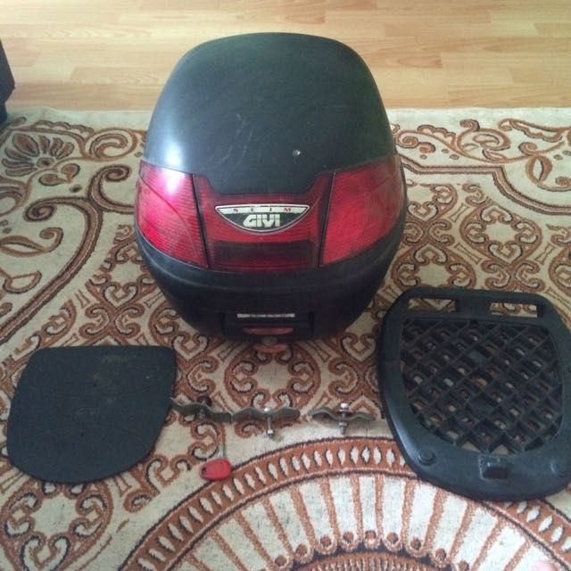 Givi Slim Box, Cars on Carousell