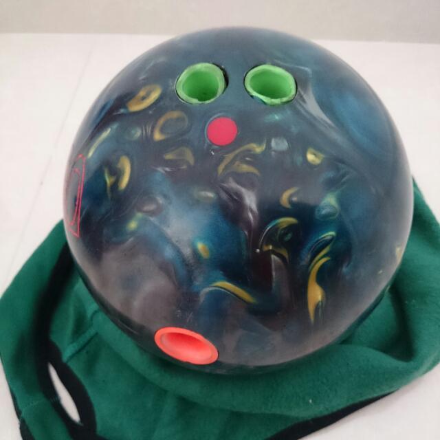 Brunswick 14 Pounds Radical Inferno Bowling Ball For Sale, Sports ...