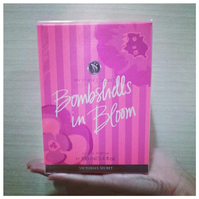 VICTORIA'S SECRET BOMBSHELLS IN BLOOM, Women's Fashion, New ...