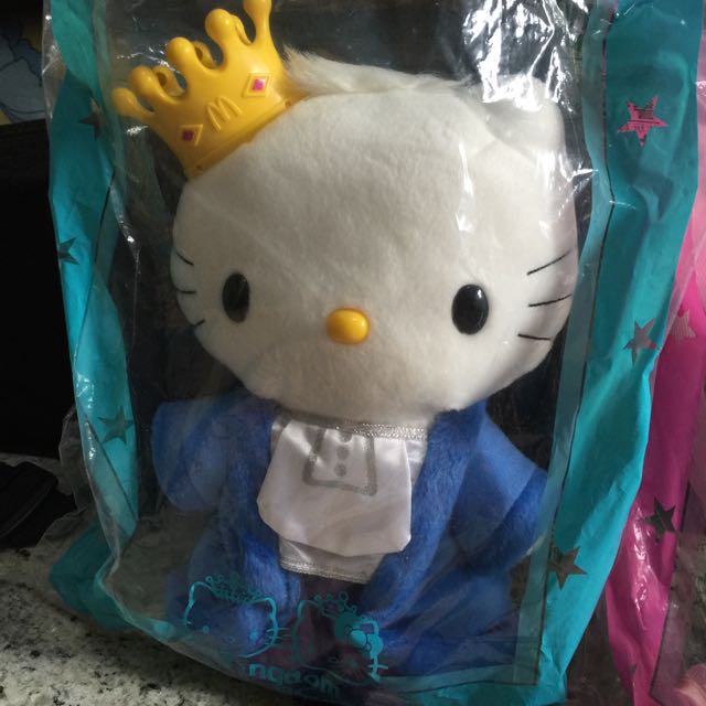 Hello Kitty- King & Queen Collection: Kingdom Hello Kitty, Hobbies ...