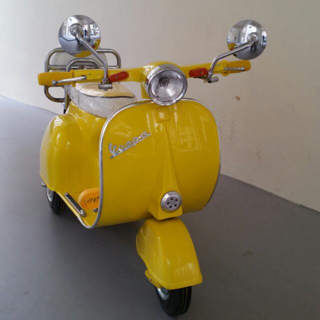 Vintage Vespa Pedal 70's Fully Restoration & Metal Body, Cars on Carousell