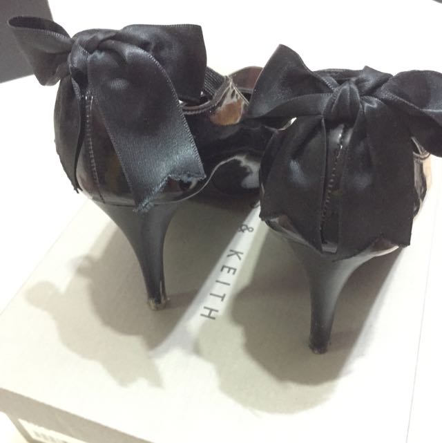 Black Ribbon Heels, Women's Fashion, Footwear, Heels on Carousell