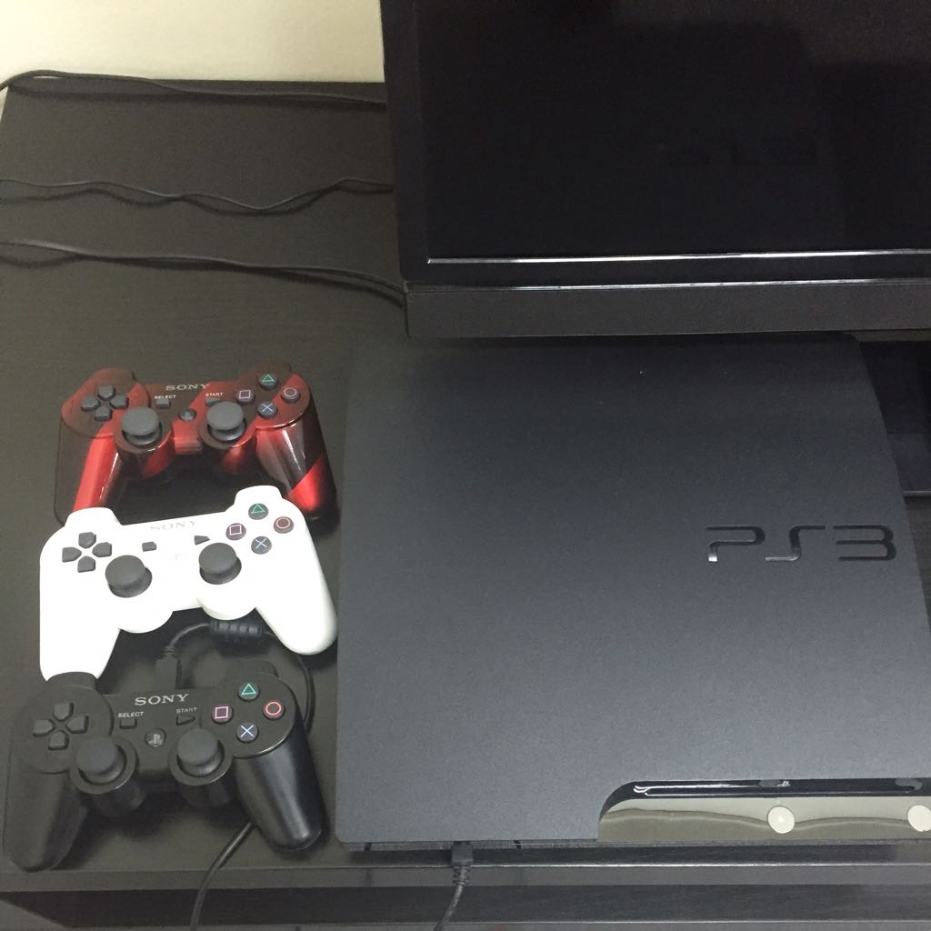 Playstation 3 Console With 3 Controllers And Games (PS3), Hobbies ...
