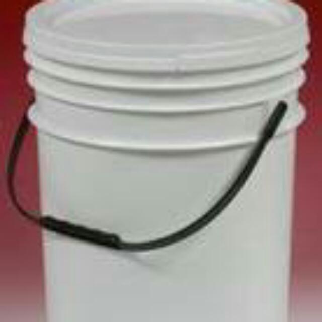 WTS: Brand New white PP food grade 20L bucket/pail with double lock lid ...