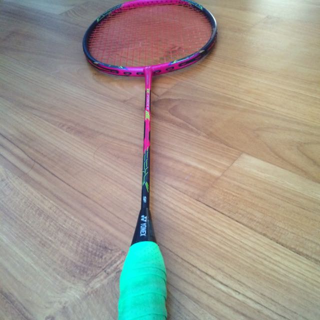 YONEX Voltric Z-force 2 LCW edition, Sports Equipment, Sports & Games ...