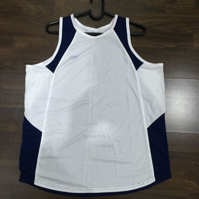 FBT Running Tank Brand New, Men's Fashion, Activewear on Carousell