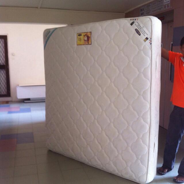 MAGIC COIL KING SIZE, Furniture & Home Living, Furniture, Bed Frames ...