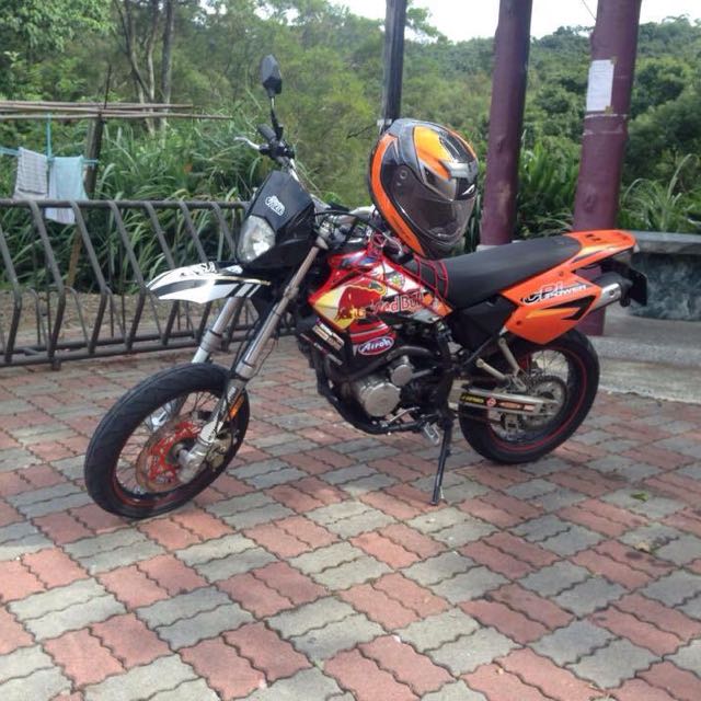 Cpi SM250, 汽車在旋轉拍賣