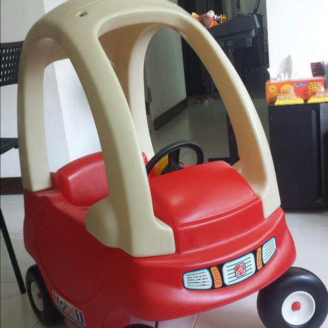 Step 2 Red Coupe, Babies & Kids, Infant Playtime on Carousell
