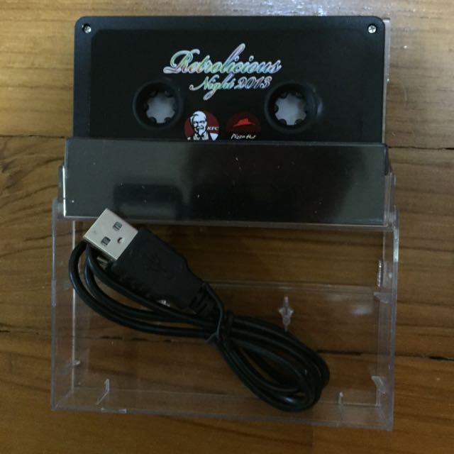 Retro Limited Edition Design 4 Port USB Hub. Special Old School ...