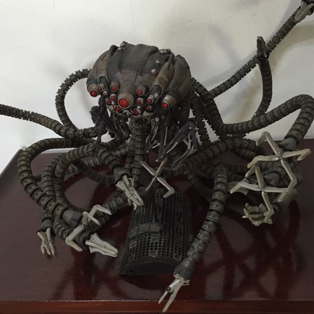 McFarlane Matrix Sentinel, Hobbies & Toys, Toys & Games on Carousell