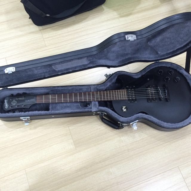 Epiphone Gothic Les Paul Studio, Hobbies & Toys, Music & Media, Music ...