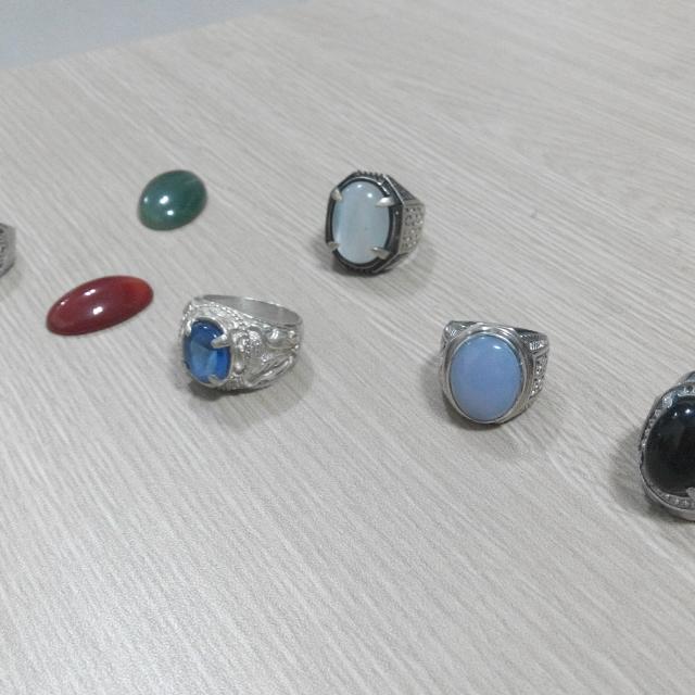 Batu Akik Blue Safir Gem Stone - Indonesia, Women's Fashion, Jewelry ...