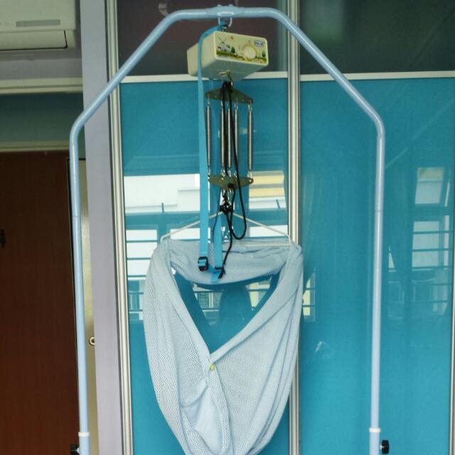 Electrical Spring Cradle (Yao Lan), Babies & Kids, Baby Nursery & Kids ...