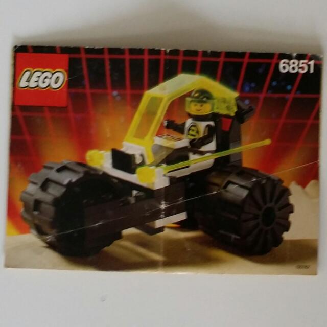 Lego Space Set 6851 Blacktron 2 Tri-Wheeled Tyrax, Hobbies & Toys, Toys ...