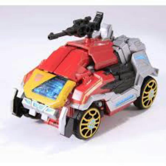 Transformers Generations Fall of Cybertron FOC Blaster with Steeljaw ...