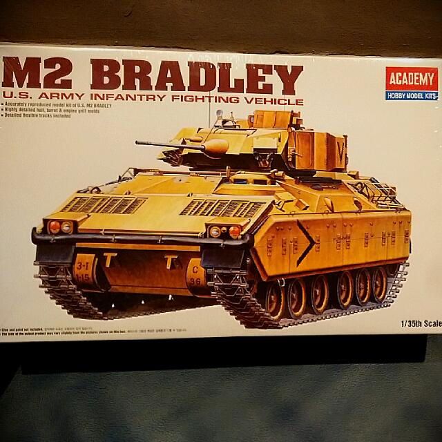 Hot! M2 Bradley US Army Tank 1/35 Academy Hobby Model Kit, Hobbies ...