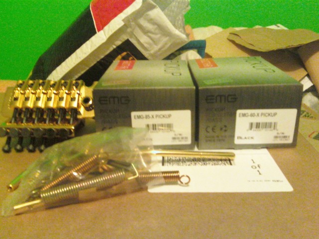 EMG 81X / 60X Active Guitar Pickups, Hobbies & Toys, Music & Media ...