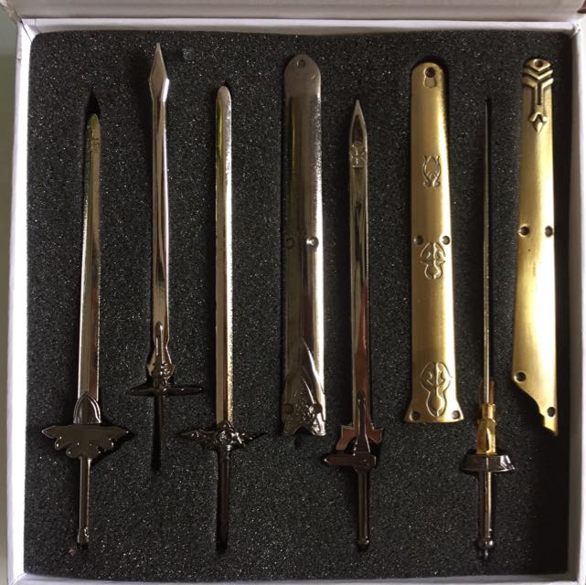 Sword Art Online (SAO) Mini Swords Set, Hobbies & Toys, Toys & Games on ...