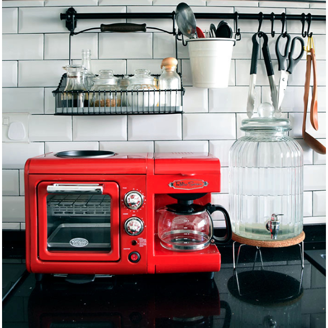 Nostalgia Electrics Retro 3-in-1 Breakfast Station, TV & Home ...