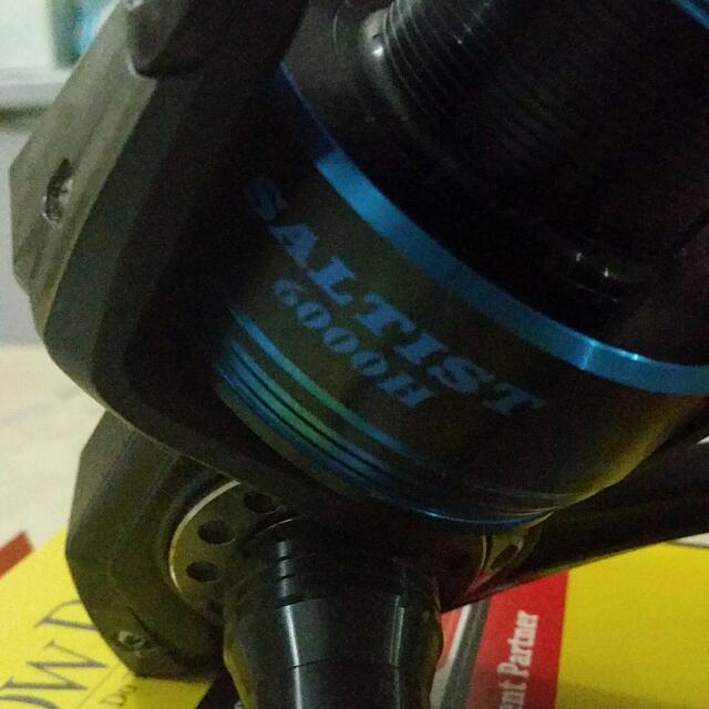 Daiwa Saltist 6000h Reel., Men's Fashion, Activewear on Carousell