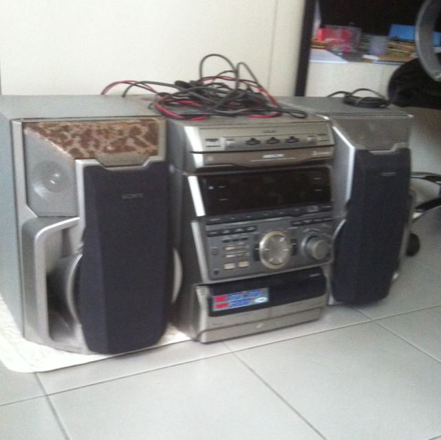 Sony GRX70 Min Hi-Fi Component System, Audio, Soundbars, Speakers ...