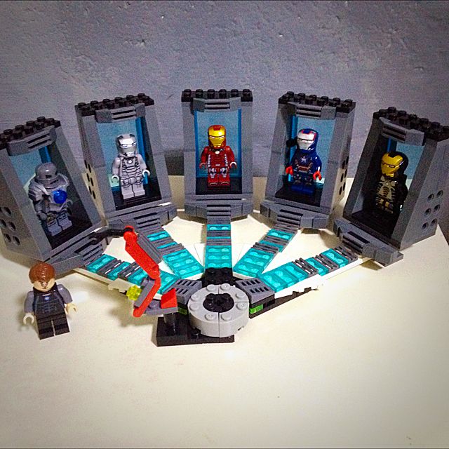 Iron Man lab - 5 X Hall Of Armor Actual Product image, Hobbies & Toys ...