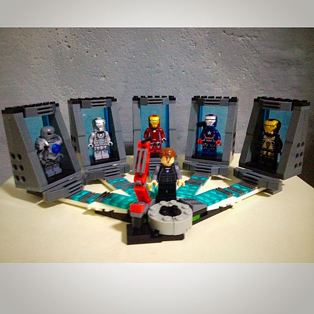 Iron Man lab - 5 X Hall Of Armor Actual Product image, Hobbies & Toys ...