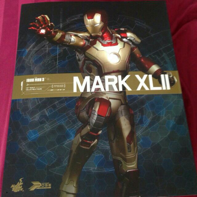 (Reserved) Iron Man 3 1/6 Scale Iron Man Mark XLII Power Pose ...