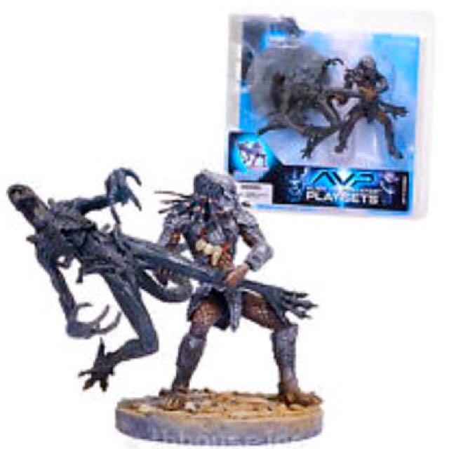 Celtic Predator Throws Alien Action Figure Set (McFarlene), Hobbies ...