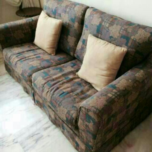 Selling Preloved Sofa, Furniture & Home Living, Furniture, Sofas on ...