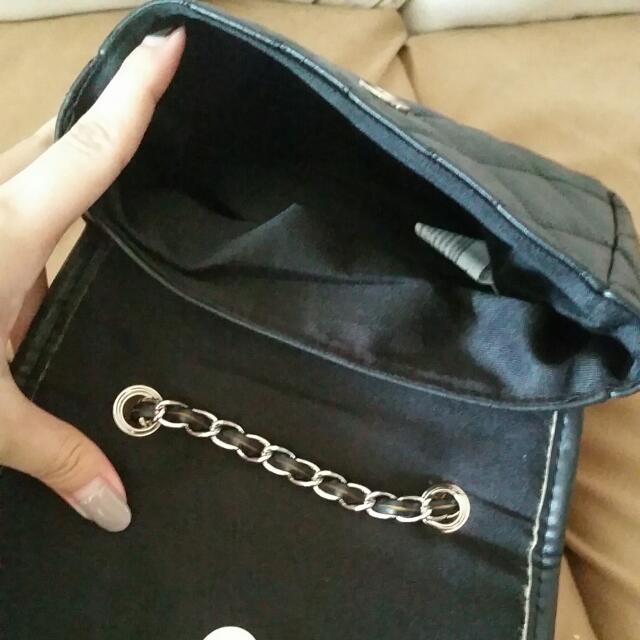 [PENDING] Authentic Mango Touch Shoulder Bag, Women's Fashion, Bags ...