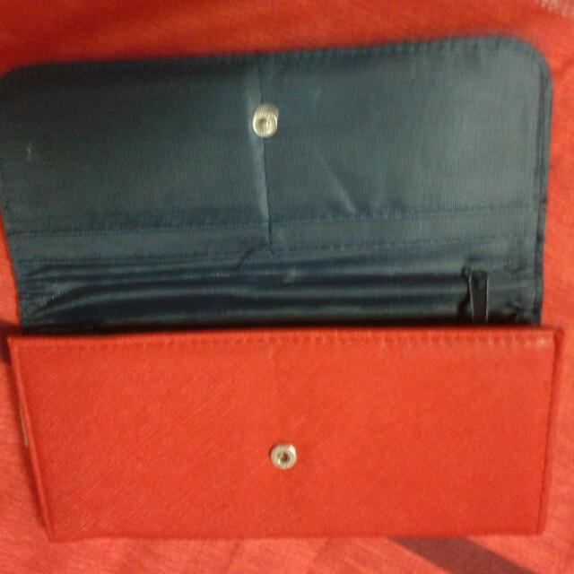 Daiso Red Wallet, Women's Fashion, Bags & Wallets, Wallets & Card ...