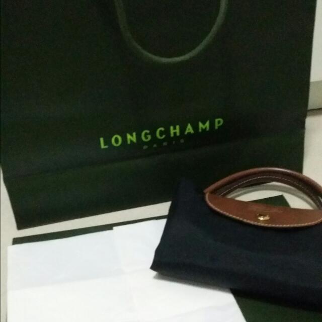 RESERVED-LONGCHAMP SHORT HANDLE SMALL, Luxury on Carousell
