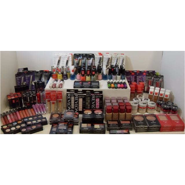 Revlon cosmetic Box, Beauty & Personal Care on Carousell