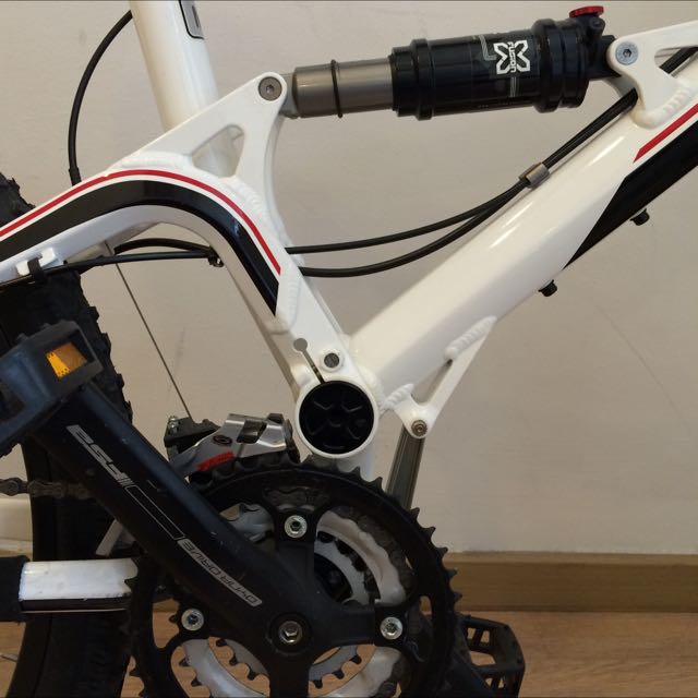 GT Sensor 4.0- Full Suspension, Sports Equipment, Bicycles & Parts ...