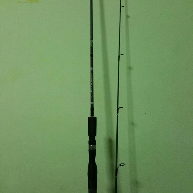 used abu garcia conolon fishing rod. 5.6" Spinning Rod, Sports ...