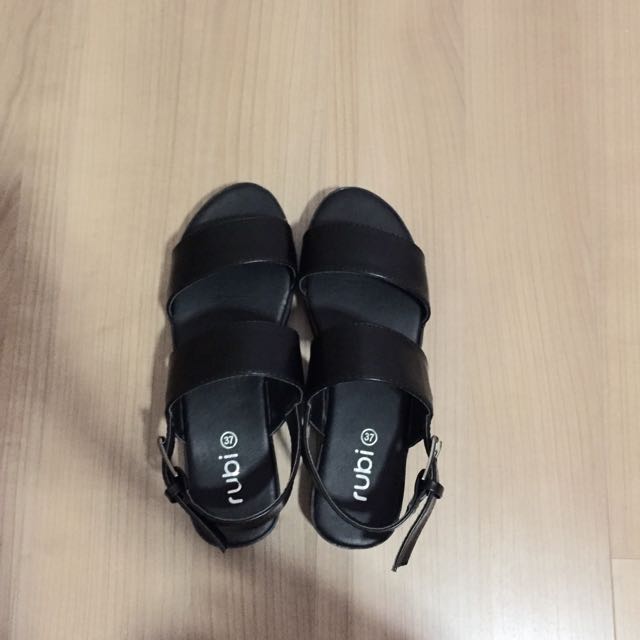Rubi axel sandal, Women's Fashion, Footwear, Sandals on Carousell