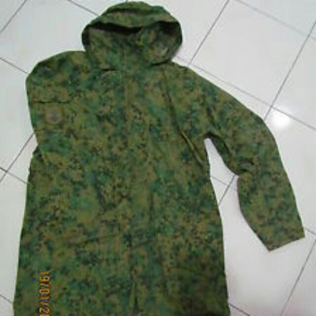 Army Gortex Jacket, Everything Else on Carousell