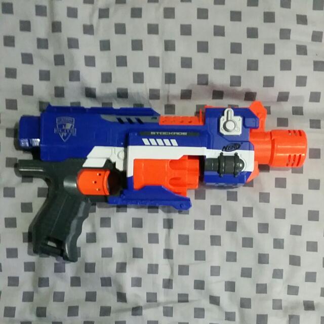 Nerf Stockade, Hobbies & Toys, Toys & Games on Carousell