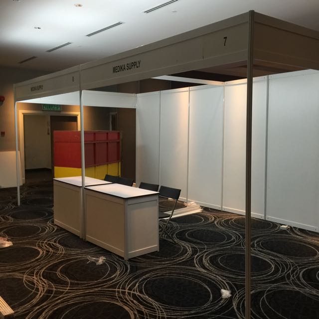 Standard Shell Scheme Booth, Everything Else on Carousell