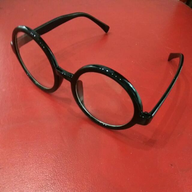 Spec Frame, Women's Fashion, Watches & Accessories, Sunglasses ...