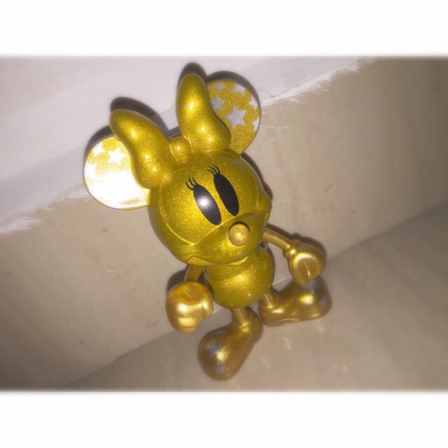 Golden Minnie (Special Edition), Toys & Games on Carousell