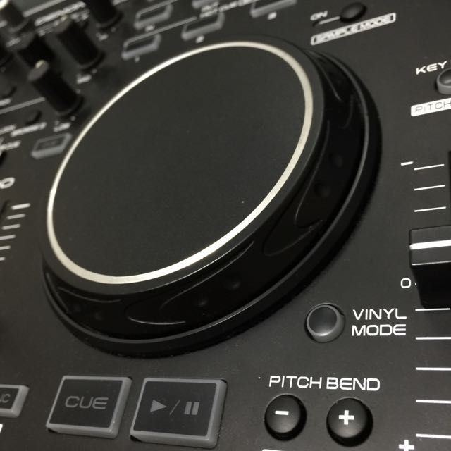DJ Controller Denon MC2000 SERATO Edition., Computers & Tech, Parts ...